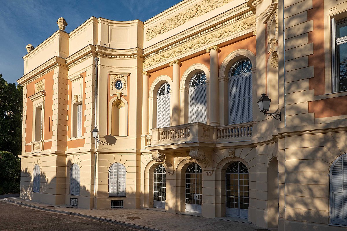 Palais de Carnolès, en rénovation - @villedementon