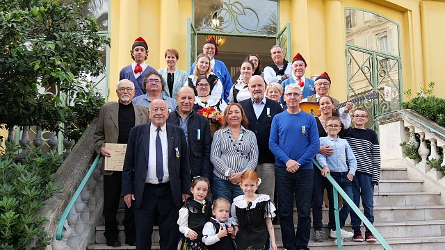 Collège Guillaume Vento - @villedementon
